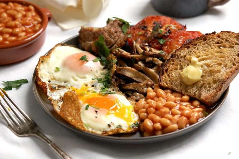 English Breakfast Recipe: How to Make a Traditional Full English