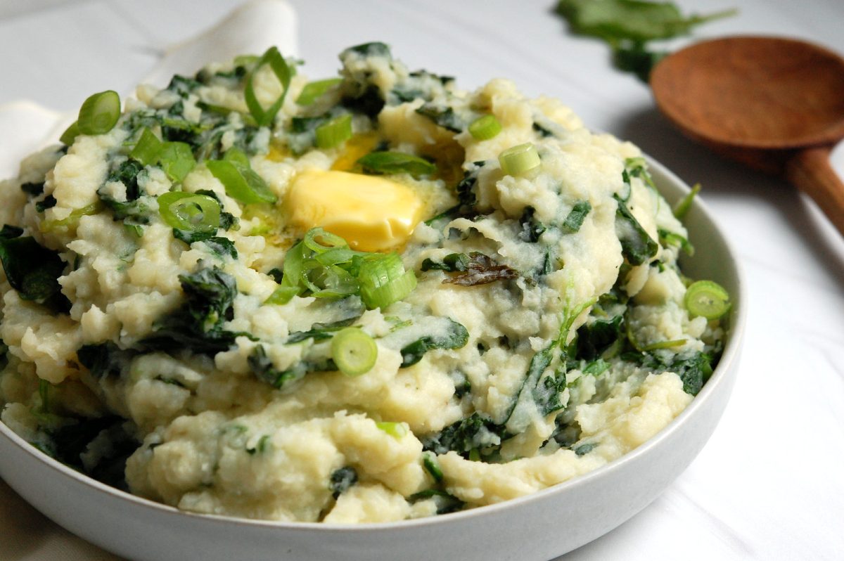 Colcannon (Traditional Irish Mashed Potatoes)