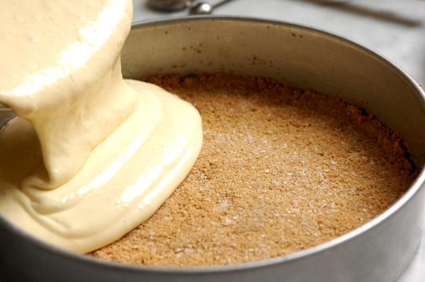 Fresh Strawberry Cheesecake Recipe With Graham Crust