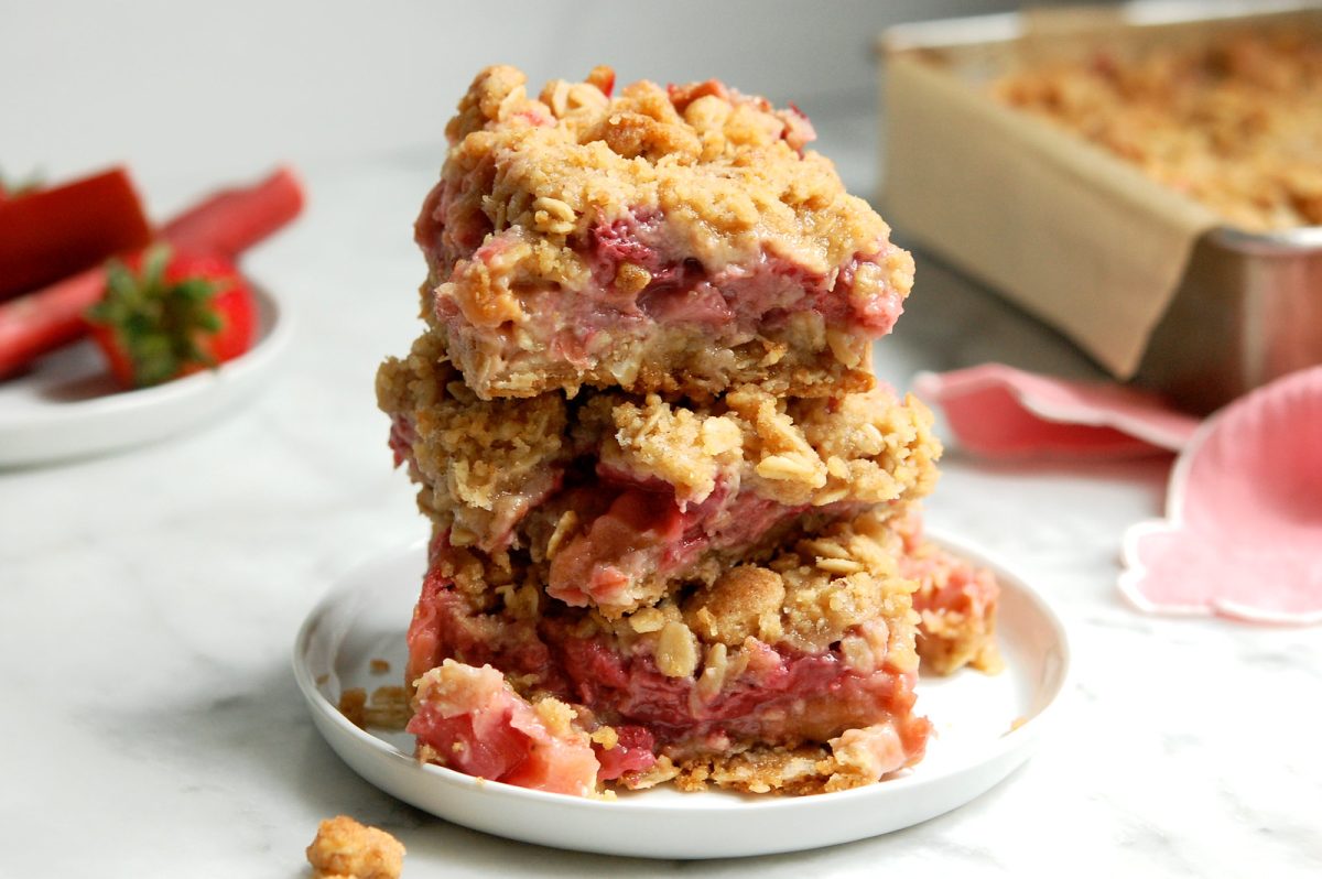 Strawberry Rhubarb Bars | With Easy Crumb Topping